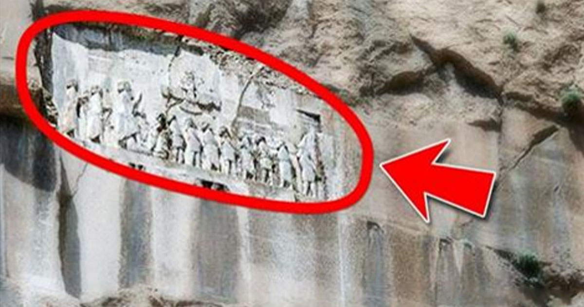 12 Important Archaeological Discoveries That Changed History - us ...
