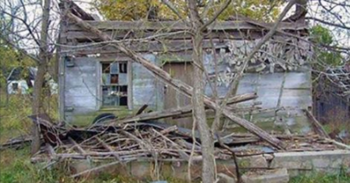 He Bought This Run-Down Place For $100, You Won’t Believe Your Eyes ...